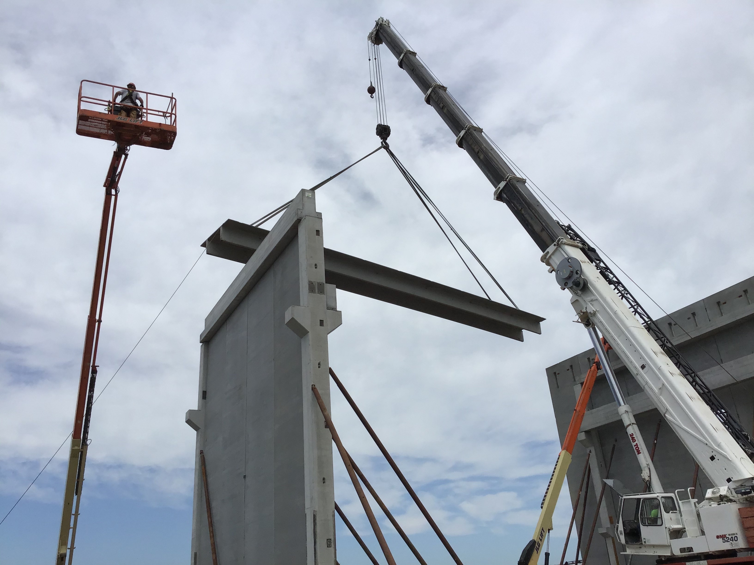 Collins Precast Building – Precast & Steel Erection – Jans Corp